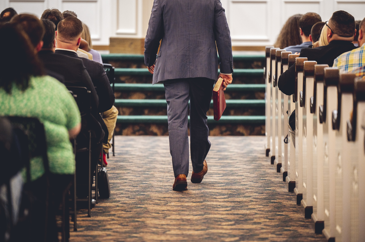 How Can a Pastor Stay Engaged in Apologetics? - Apologetics