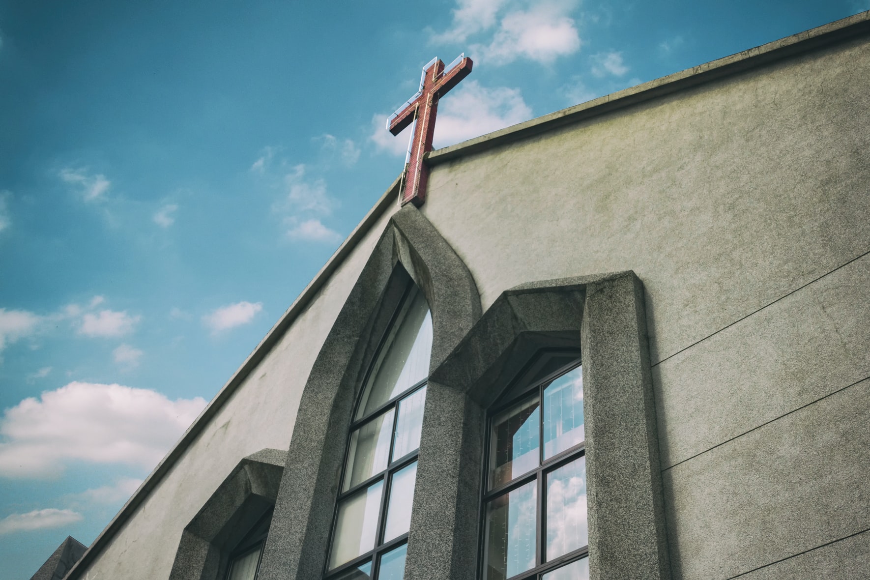 When Should a Church Replant Change Its Name? - Church Replanting