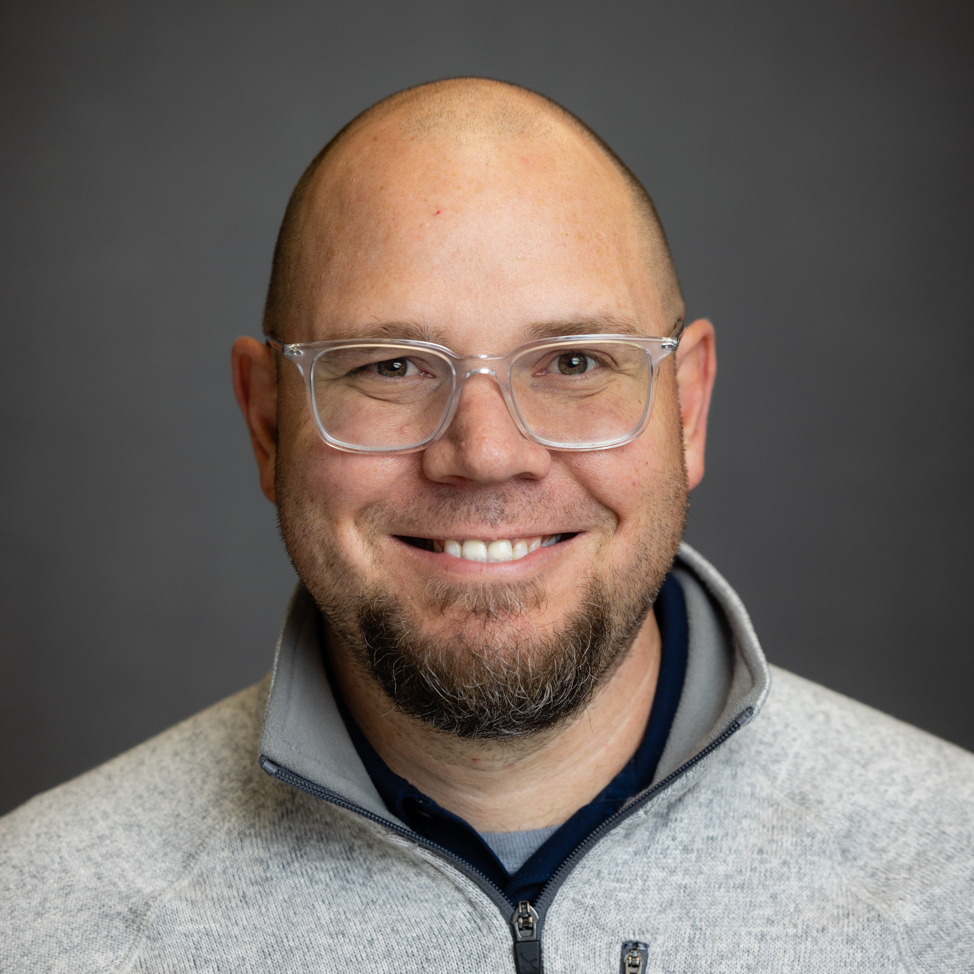 3 Ways Expository Preaching Helps With Time Management - Church Replanting