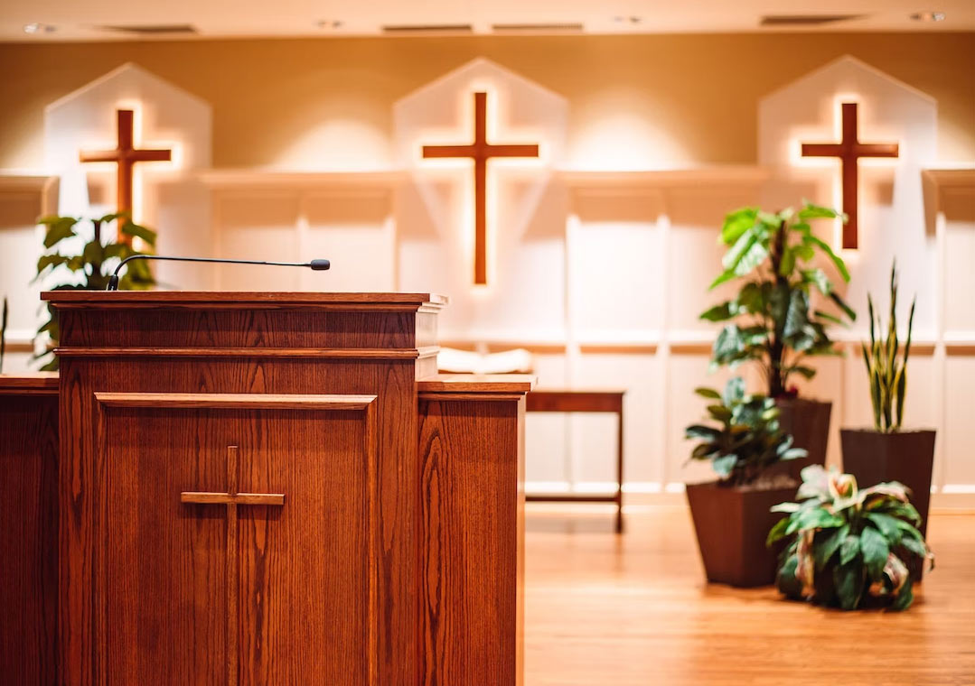 5 Types of Sermons That Fall Short - Church Replanting